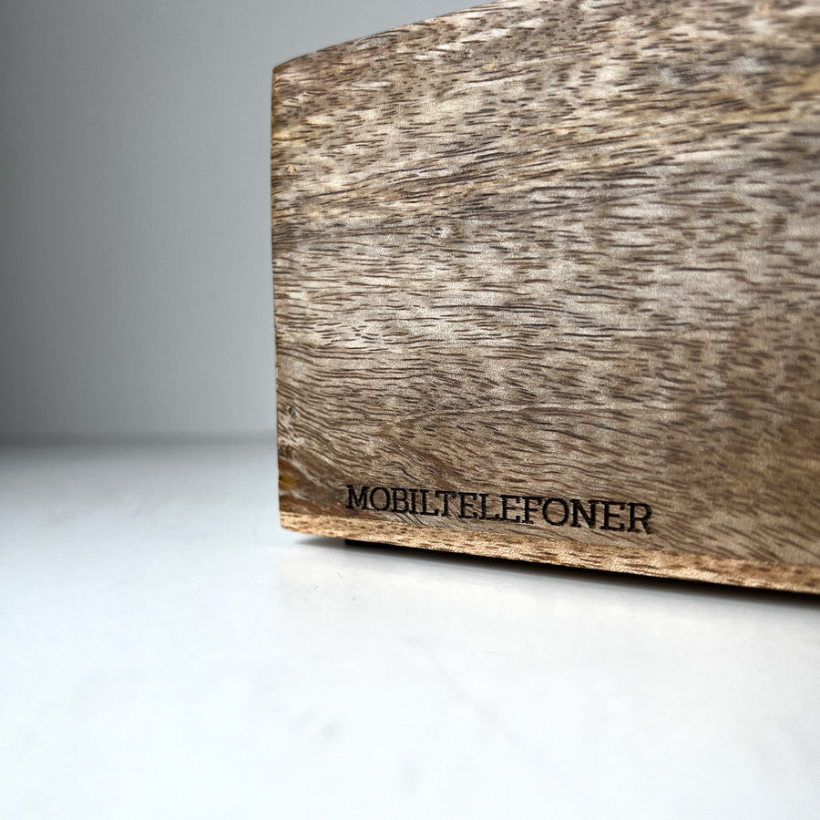 Boks mobiltelefon mangotre – Lindas Dekor