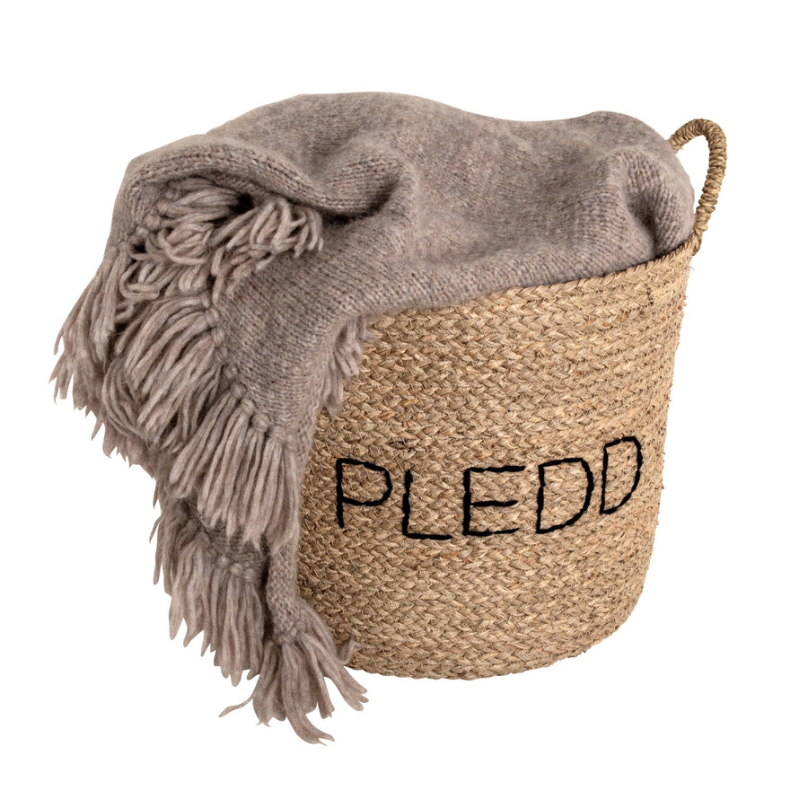 Flettet kurv, pledd – Lindas Dekor